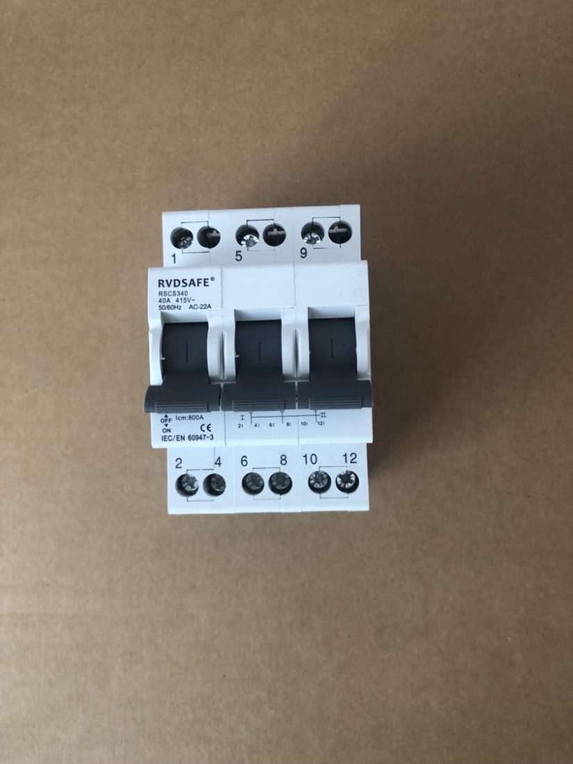 RVDSAFE 3P 40A Modular Changeover Switch - Residual Voltage Technology